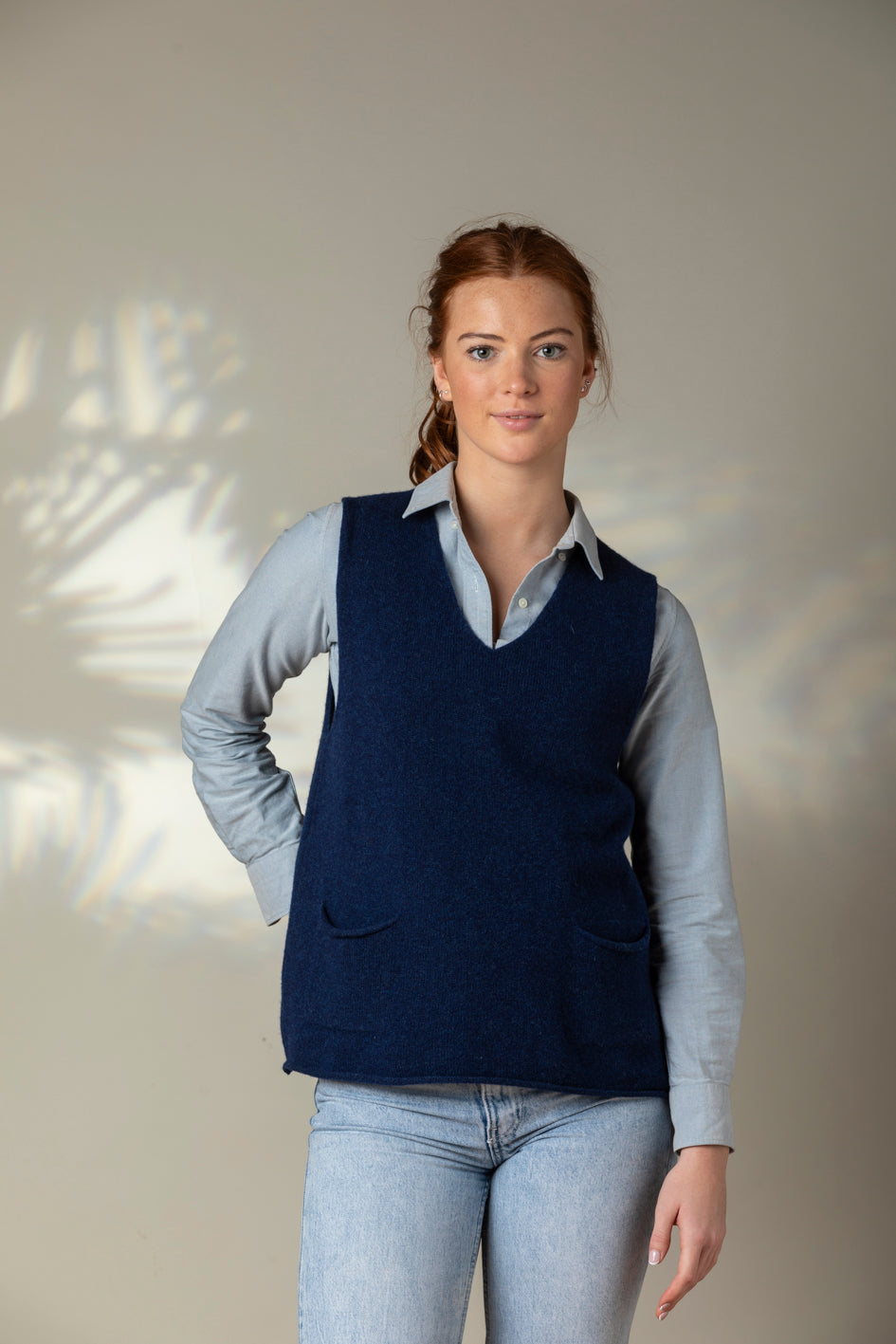 Eribe Corry V-Neck Tank Top - Regatta – This is Denim Life & More